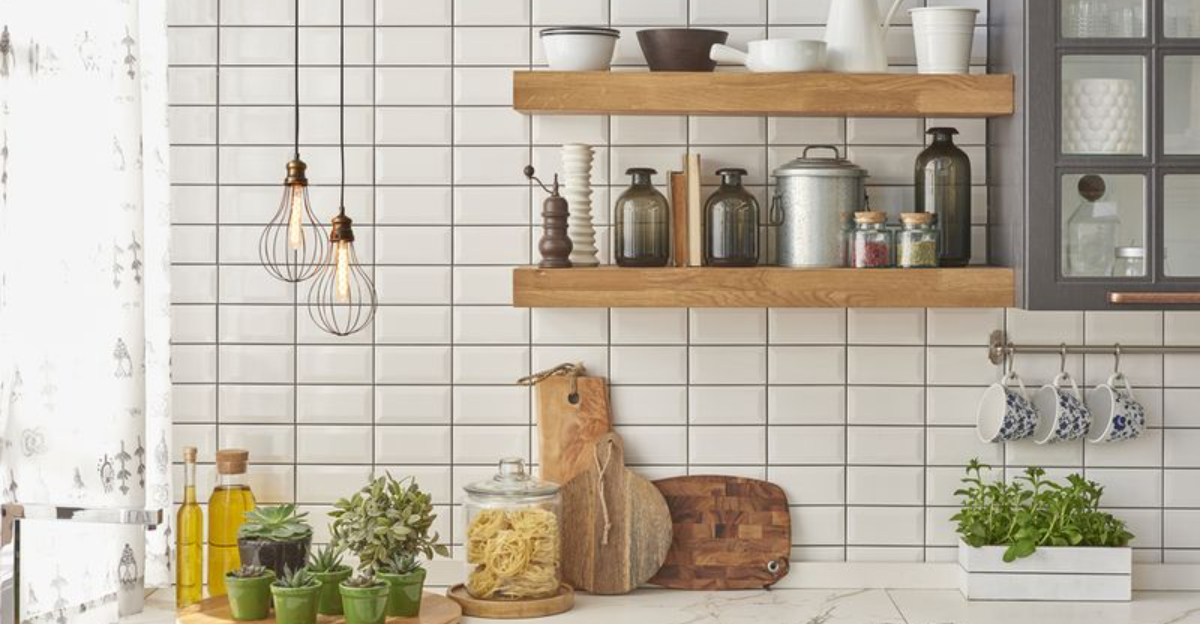 Design Experts Reveal: 10 Kitchen Turn-Offs Seen In California Homes