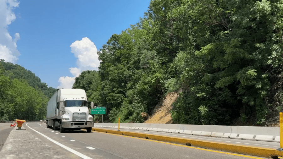 I-40 reopens after flooding closed the roadway near Tennessee-North ...