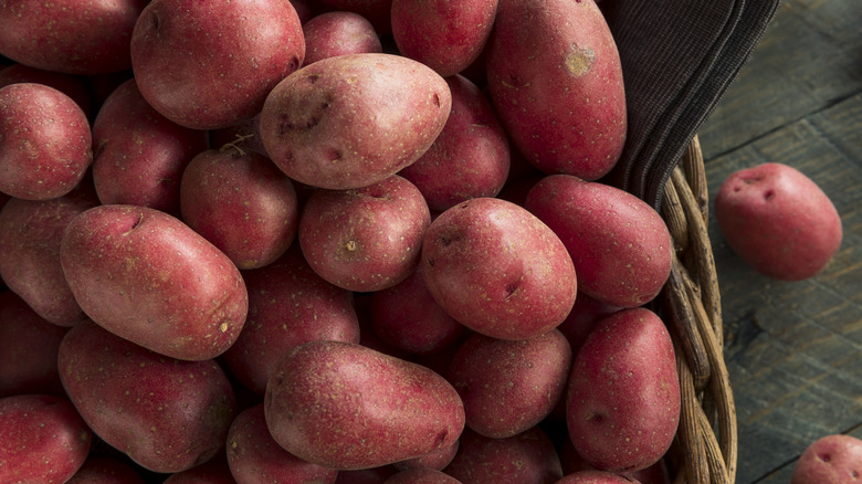 7 Best Potatoes For Mashed Potatoes And The Ones You Should Avoid