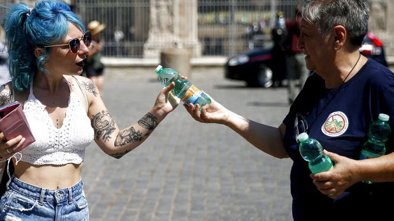 Italy and Spain bake in heatwave as cities issue red alerts and regions ...