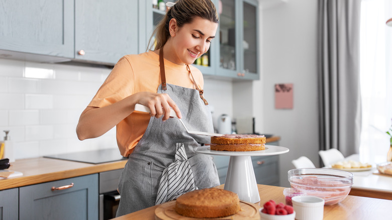 Harness Your Inner Pastry Chef With 16 Cake Decorating Tips