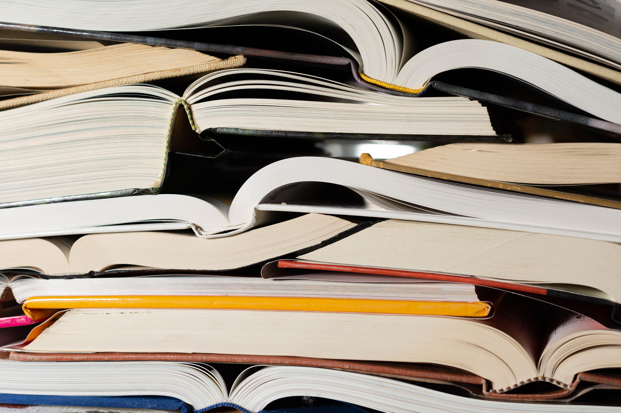 Phictly’s new app brings people together over their favorite books and ...