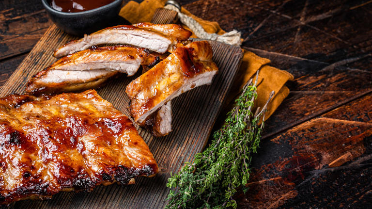 Beef Ribs Vs Pork Ribs: What's The Flavor Difference?