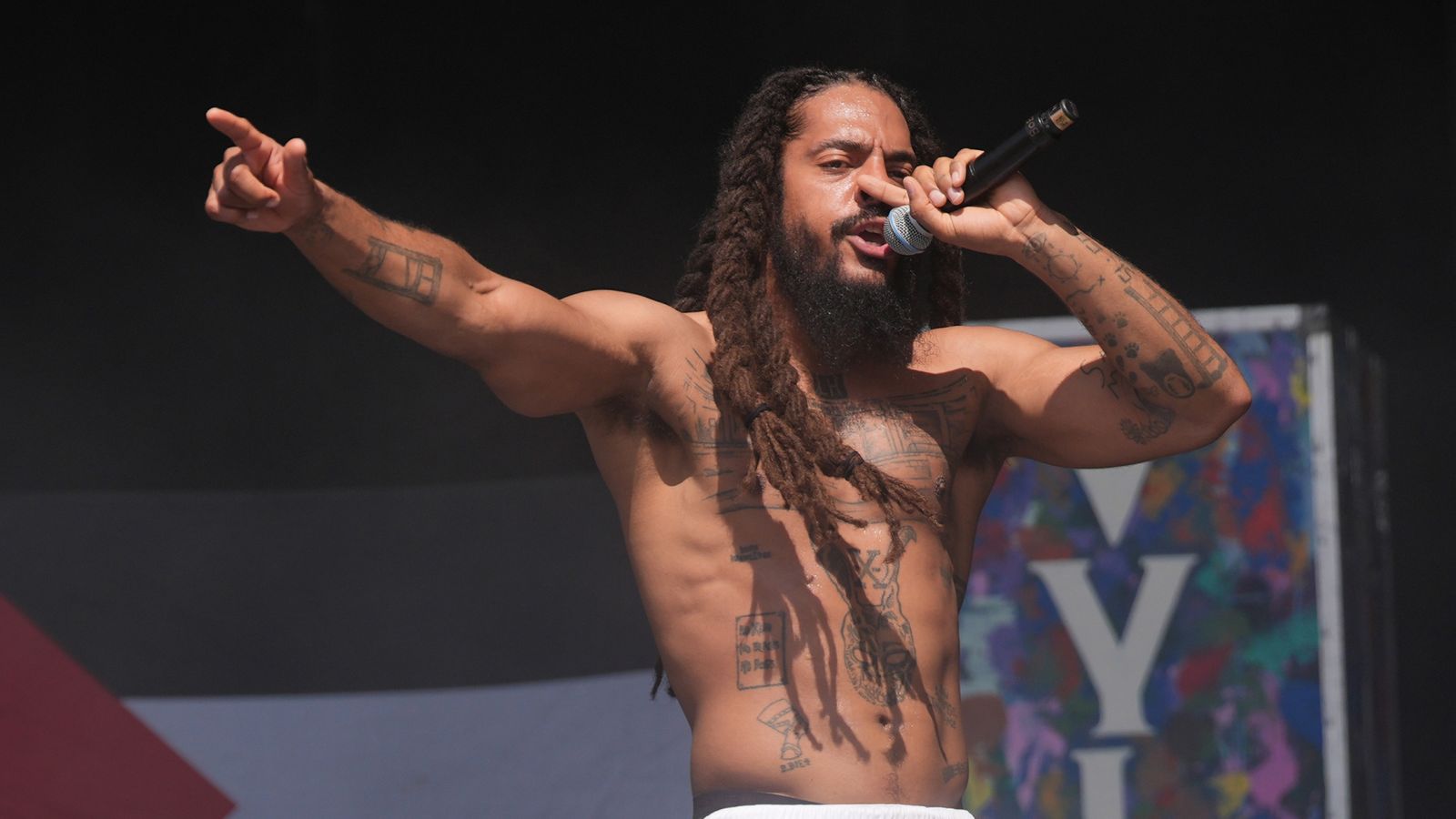 Glastonbury set 'very concerning'