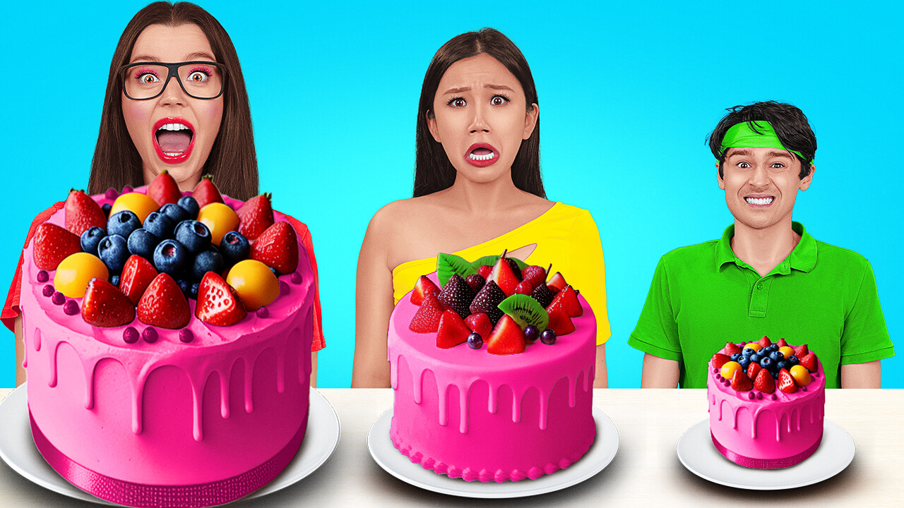 Big Vs Medium Vs Tiny Food Challenge || Testing Incredible Groceries!