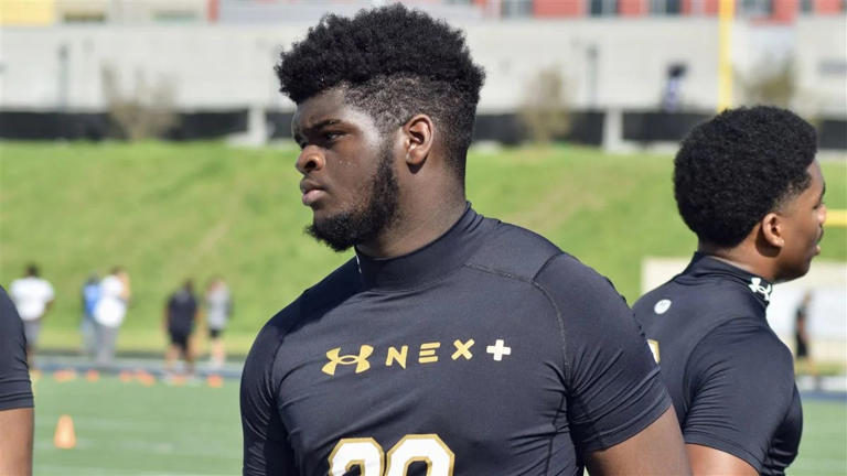 Keshawn Stancil, 2026 4-star, flips commitment from Clemson football ...