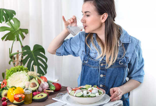 Water Before or After Meals? Let’s End the Confusion Once and for All