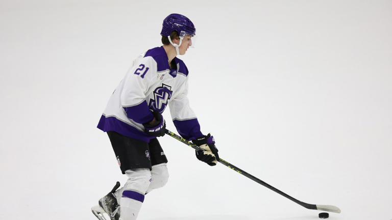 Bruins draft winger Cooper Simpson 79th overall!