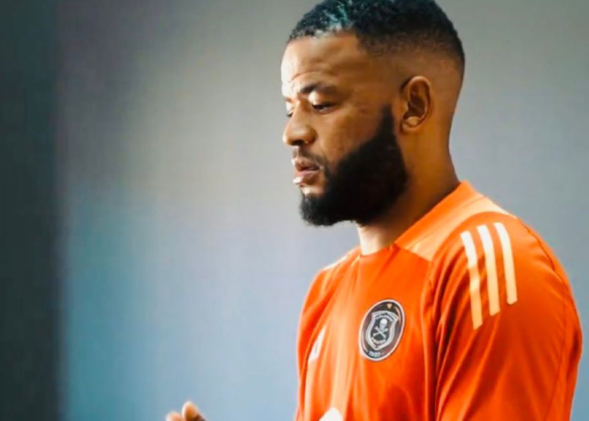 Full List of 15 players: Kaizer Chiefs and Orlando Pirates signings