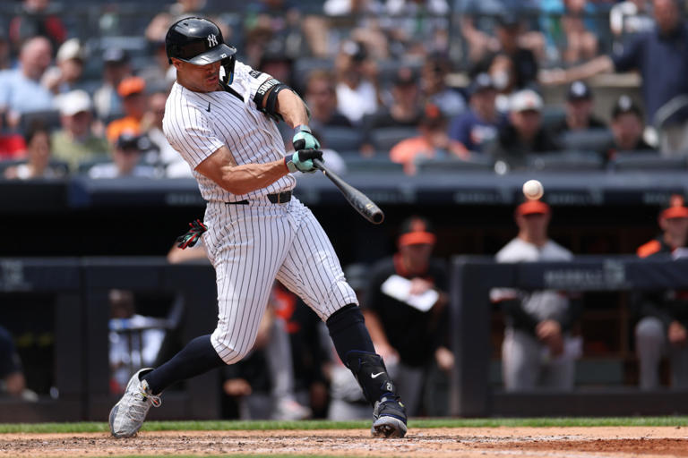 Yankees’ Aaron Boone Provides Giancarlo Stanton Update After Aaron ...