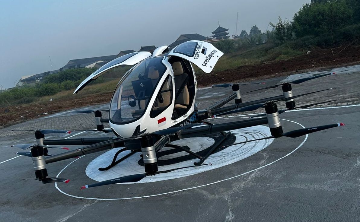 Perdana Bawa Penumpang, Segini Harga Taksi Terbang Ehang 216-S