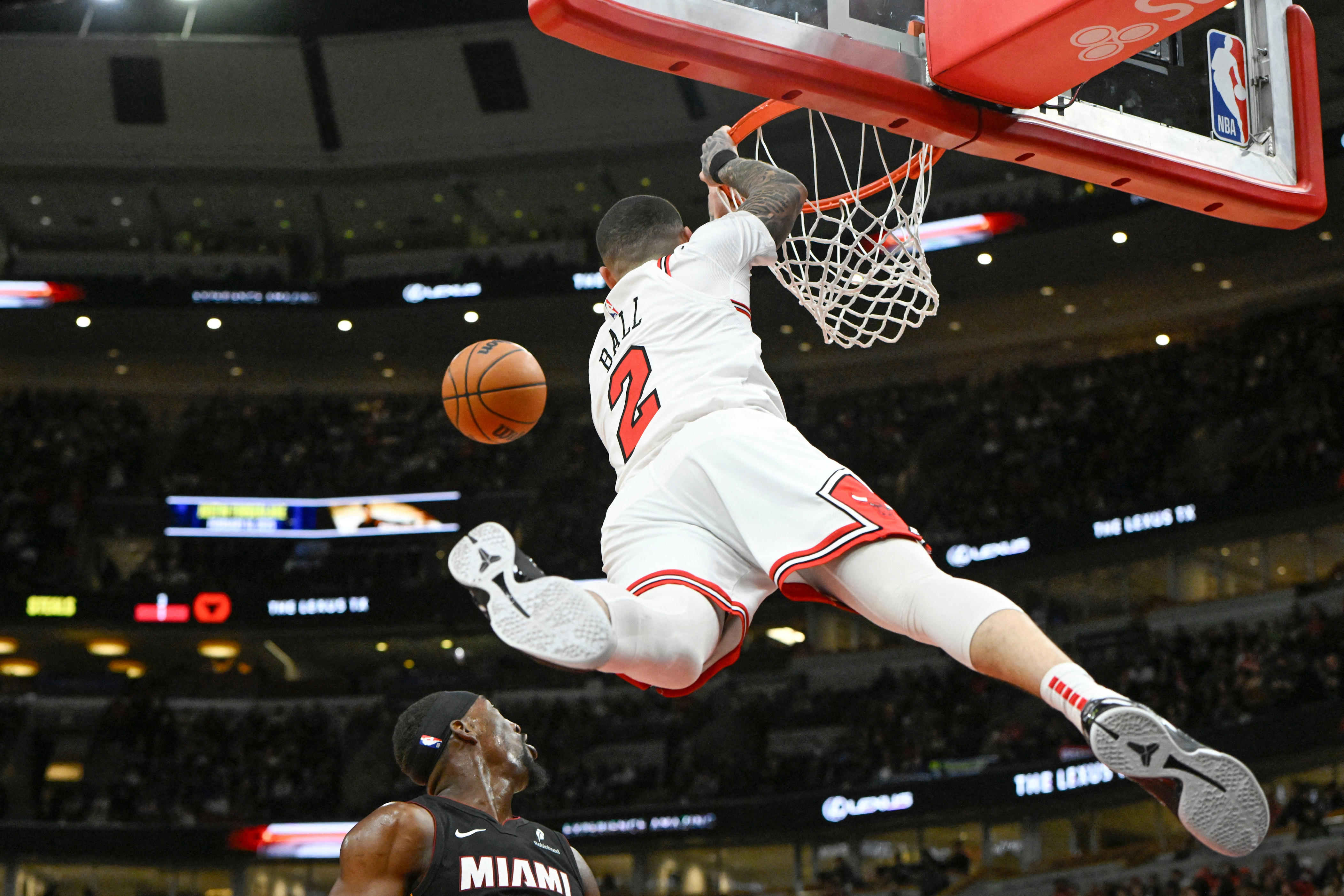 Lonzo Ball persevered through injury hell as a Chicago Bull, now joins ...