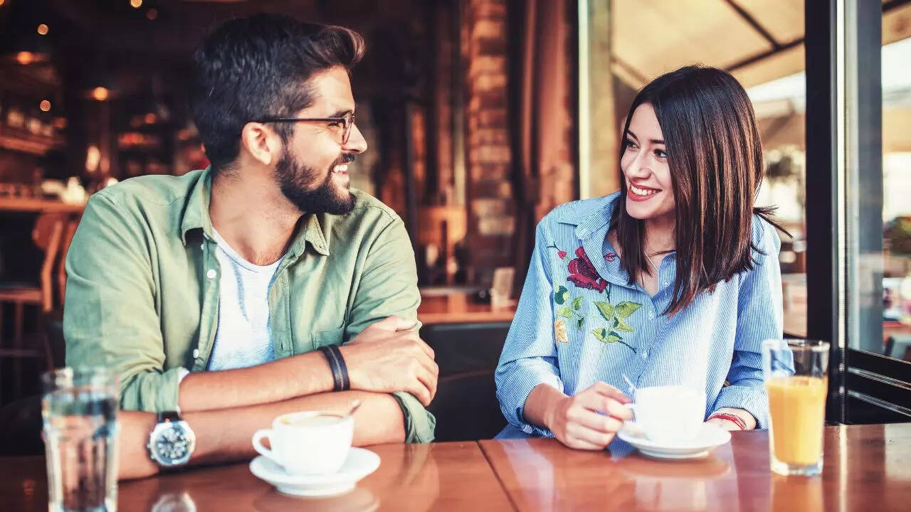 7 subtle red flags that reveal commitment issues