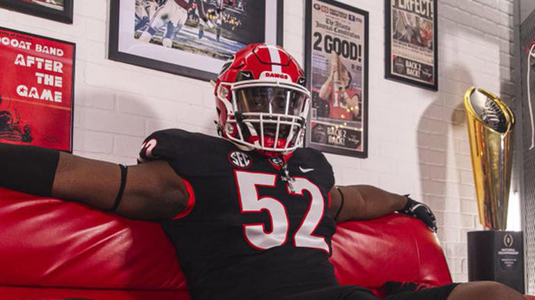 Four-star DT James Johnson commits to Georgia over Texas, others