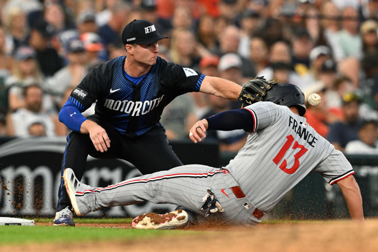 Detroit Tigers in 2025: Hot start, bad trades, another playoff exit