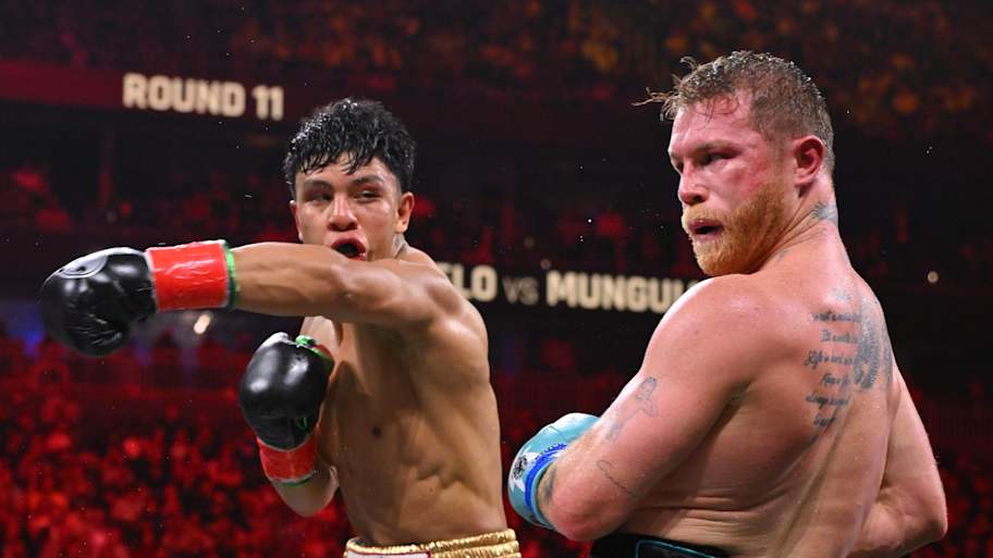 Canelo Alvarez names the next great Mexican fighter