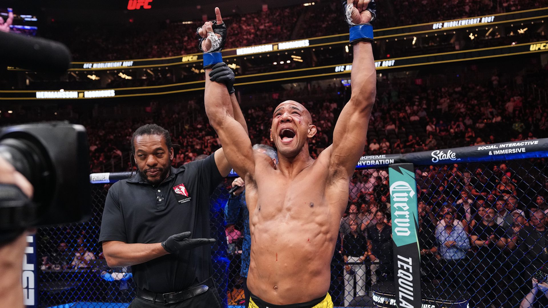 ‘Herb Dean has lost a step’: Pros react to Gregory Rodrigues’ nasty ...