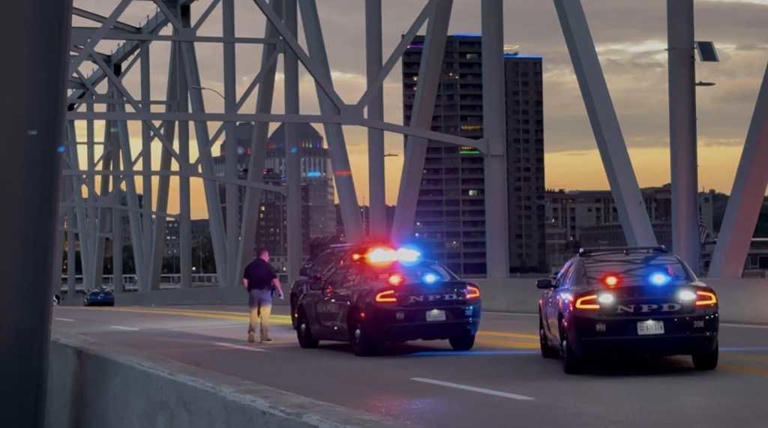 Taylor Southgate Bridge closed after motorcyclist is ejected from bike ...