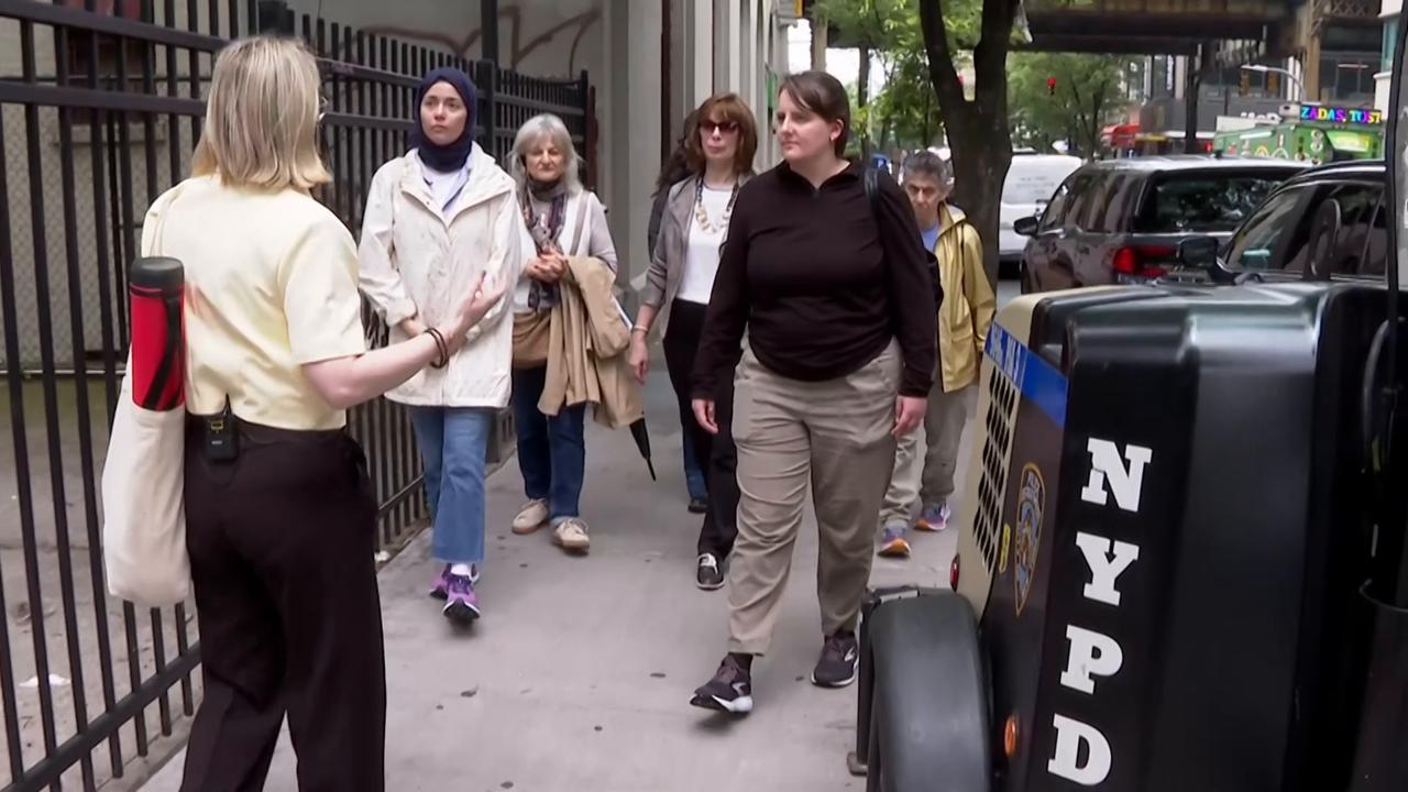 A tour guide of Ultra Orthodox Jewish culture in NYC dishes up a side ...