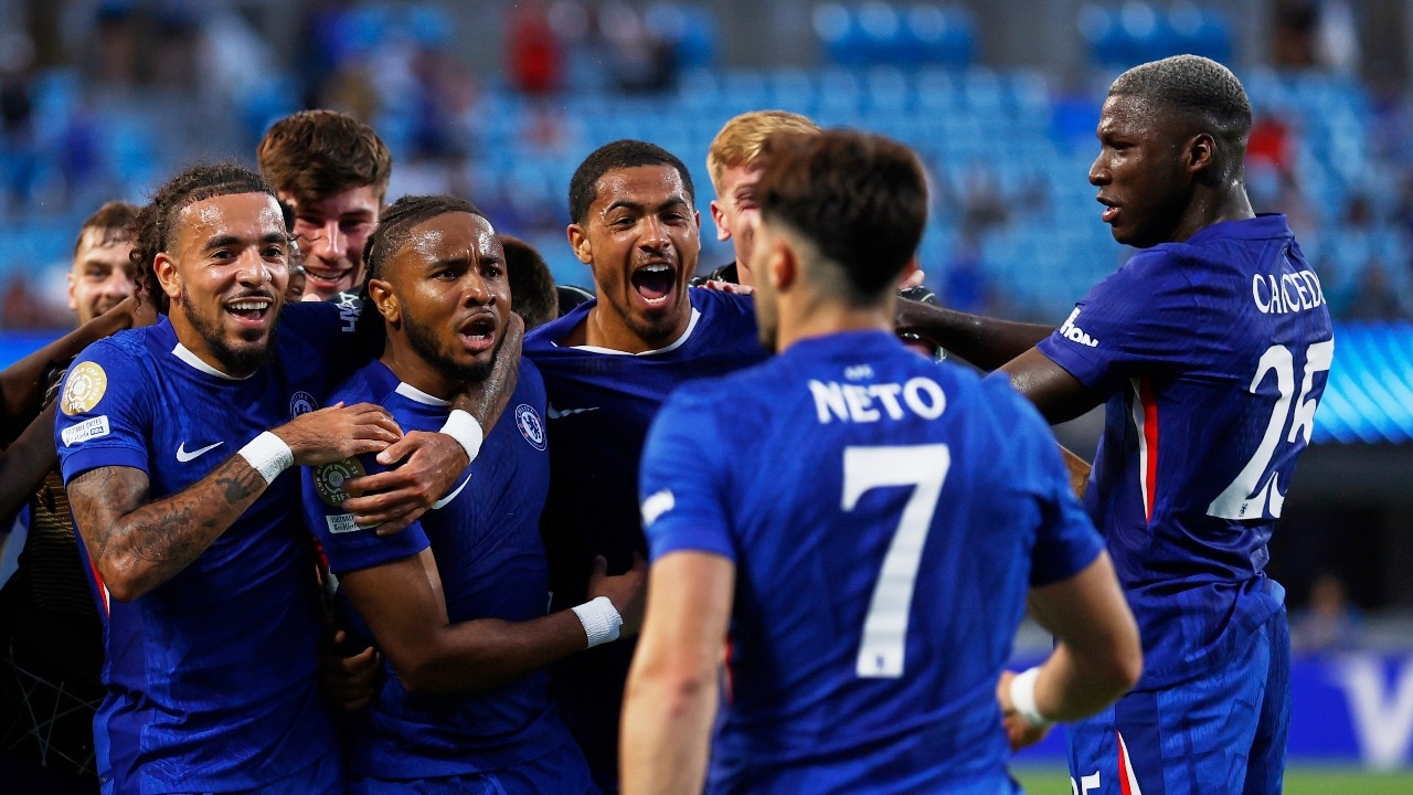 Club World Cup: Chelsea's late goals take down Benfica, 10-man ...