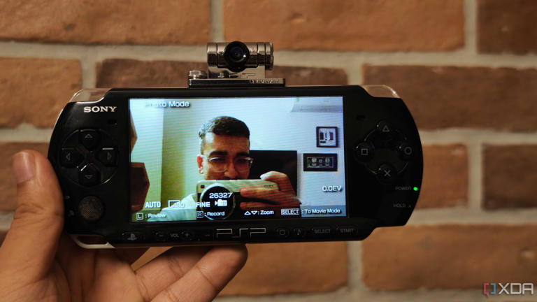 I resurrected my PSP after a decade, and Sony needs to make a new one