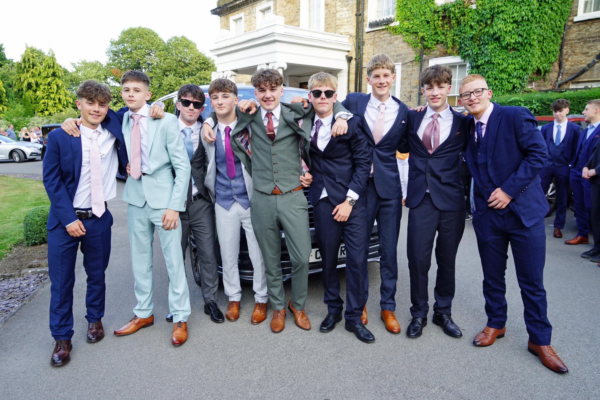 Students at Chesterfield’s Brookfield Community School celebrate on ...