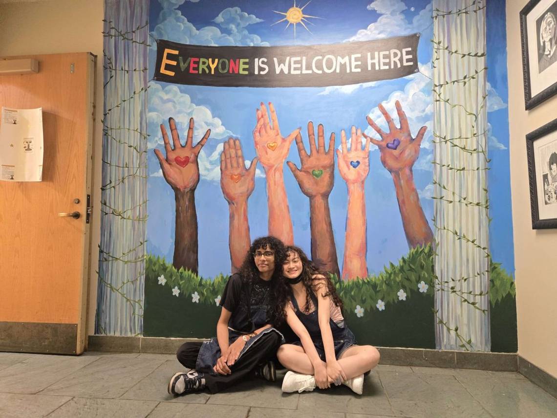 New York school exhibits ‘Everyone is welcome' mural inspired by Idaho ...