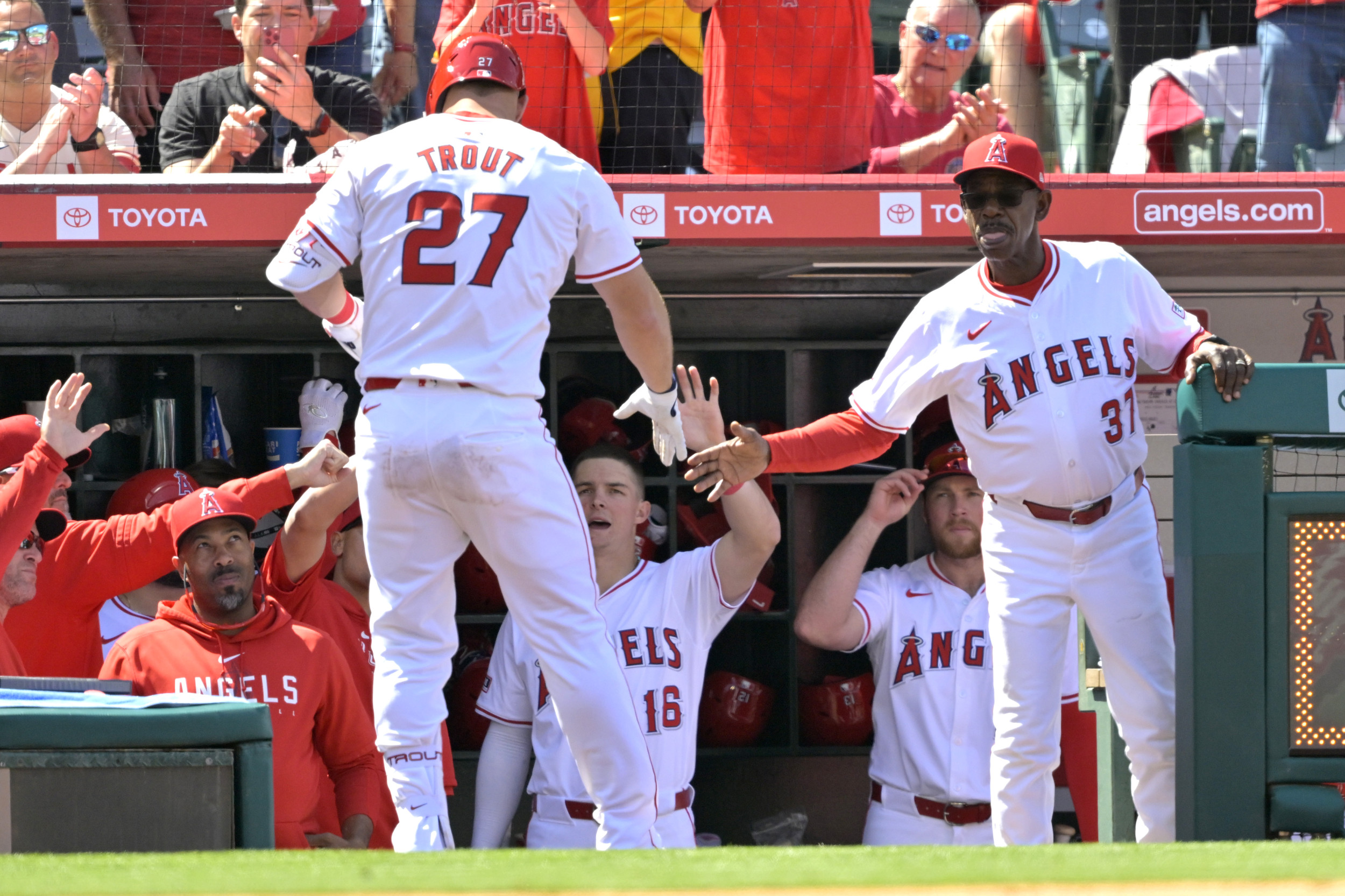 Mike Trout Speaks After Angels' Announce Ron Washington Will Miss Season