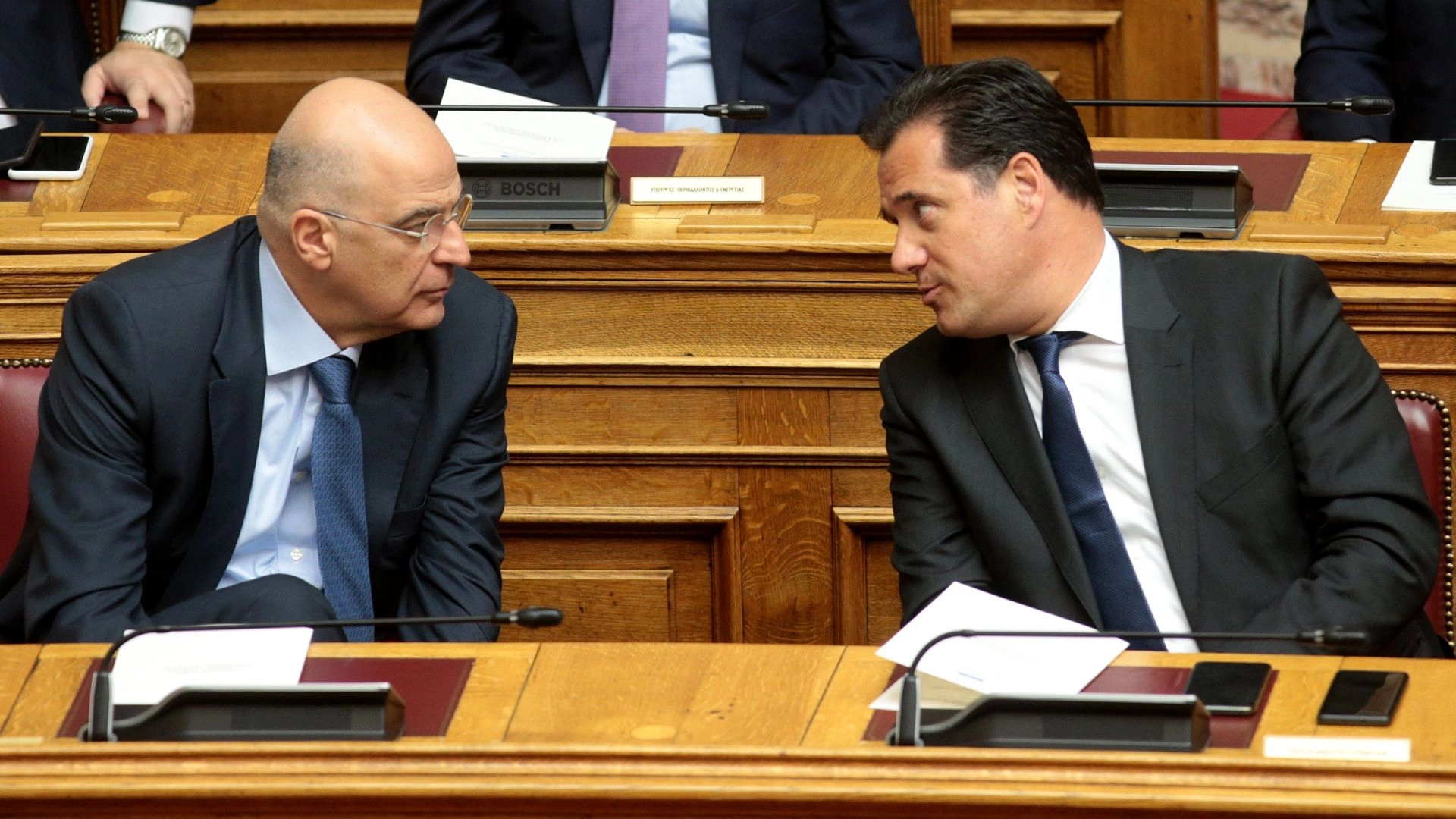 Ναυμαχία δελφίνων της ΝΔ μέσω Λιβύης