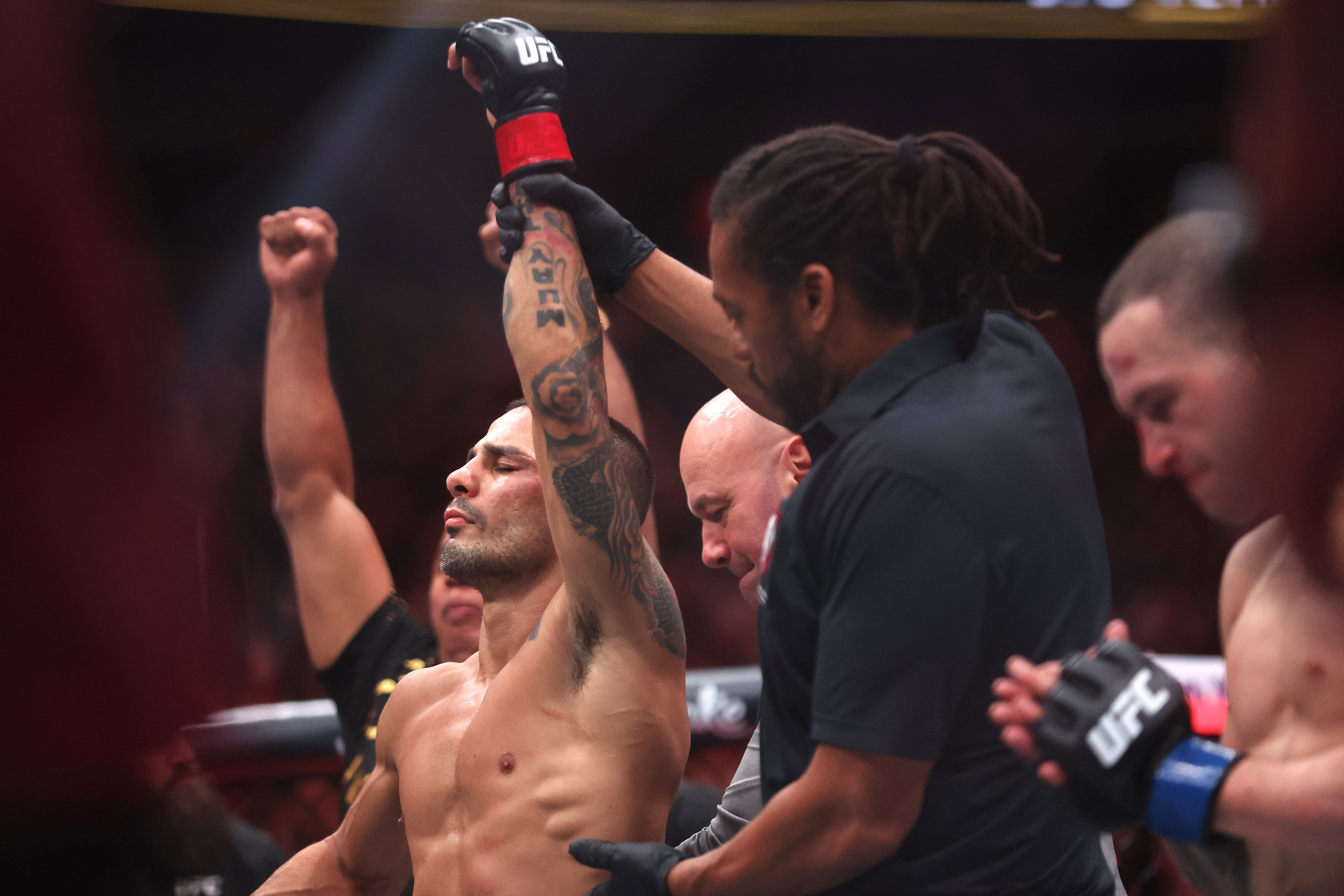 UFC 317 live: Ilia Topuria vs Charles Oliveira updates and results as ...