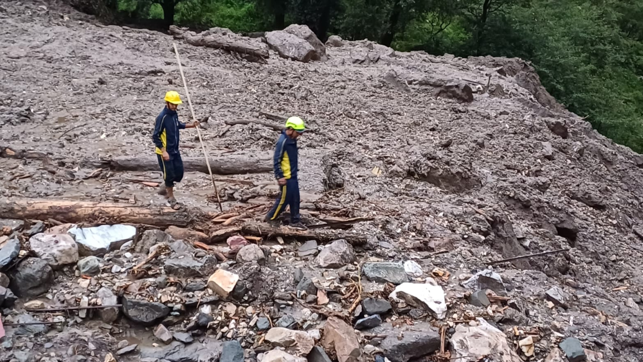 Cloudburst, heavy rains wreak havoc in Uttarakhand: Char Dham yatra ...
