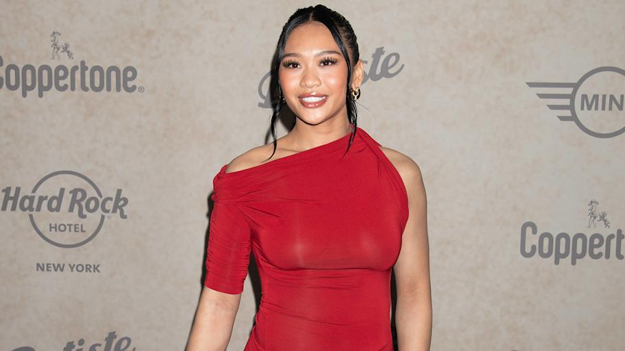 Olympic champ Sunisa Lee turns heads at UFC 317 in latest sporting ...