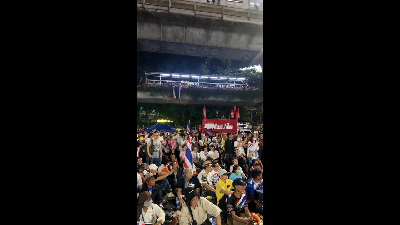 Thais protest over government's handling of border dispute with Cambodia