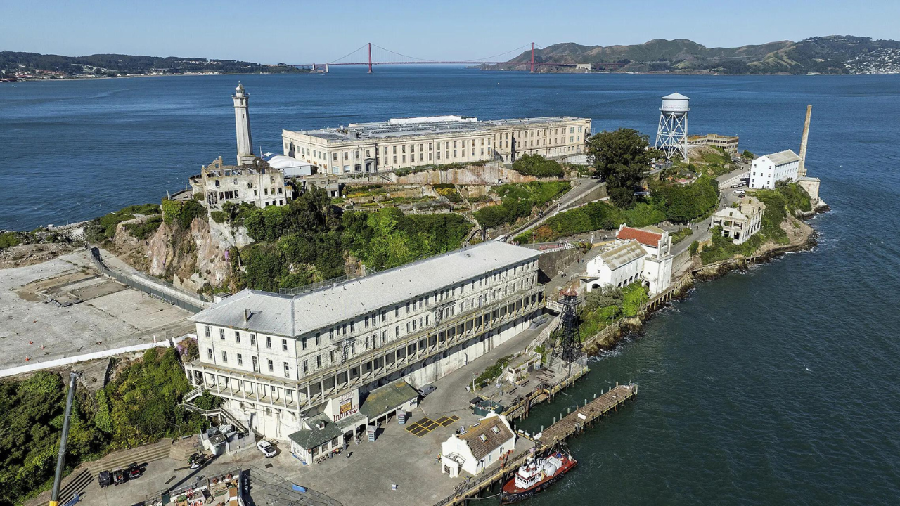 Inside ‘Alligator Alcatraz’: Florida’s controversial imigration ...