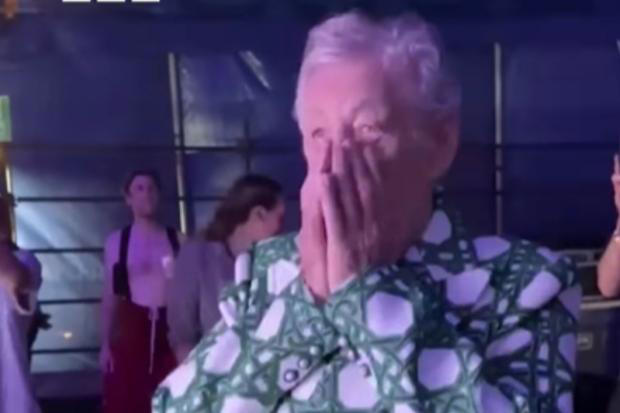 Ian McKellen 'holds back tears' after appearing at Glastonbury with ...