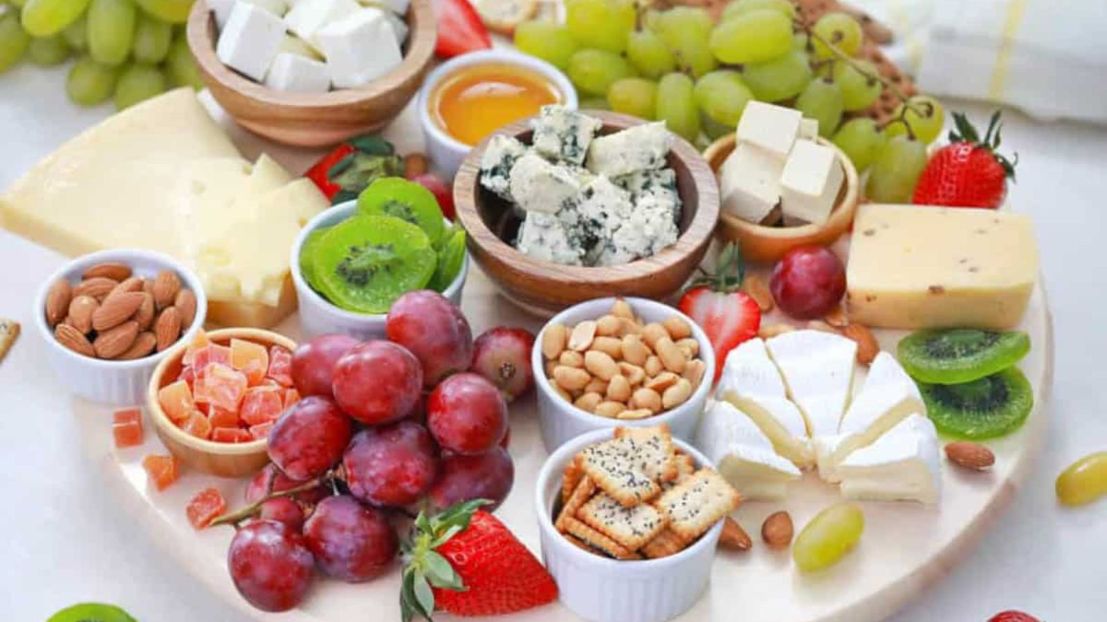 16 crowd-pleasing snack boards everyone will hover around