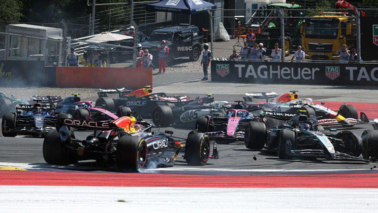 Norris fights off Piastri for Austria win