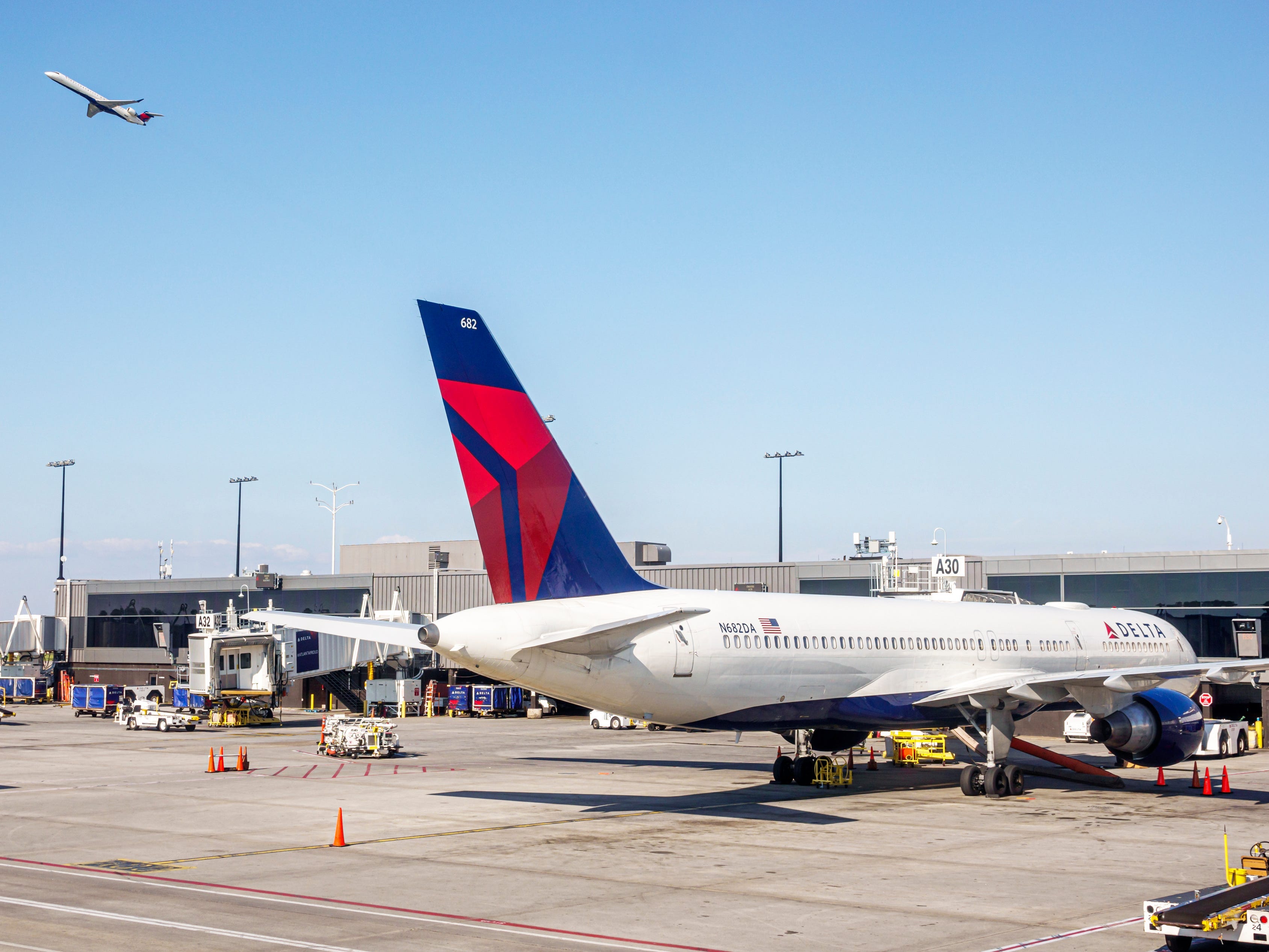 Delta warns of continued disruption at Atlanta airport after severe ...