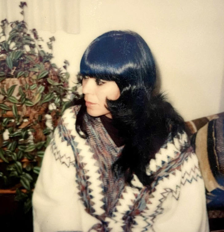 17 Nostalgic Photos of Moms Whose Charm Is Hard to Resist