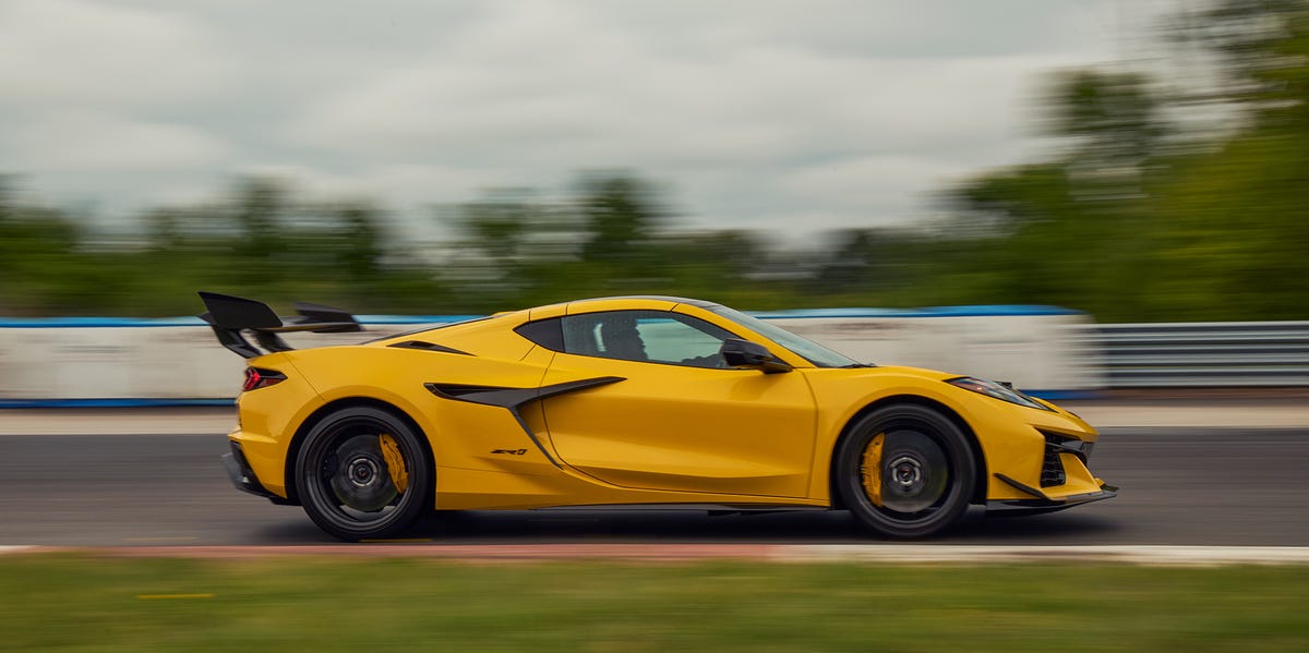Chevy Corvette ZR1 Aims to Raise the U.S. Flag in New Nürburgring Time ...