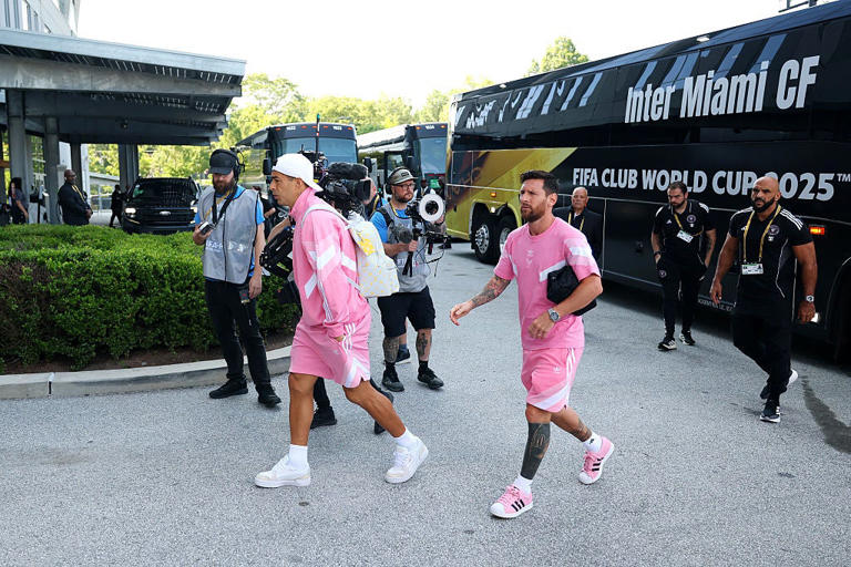 PSG vs Inter Miami LIVE: French giants take early lead as Lionel Messi ...