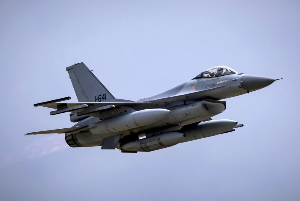 Ukrainian F-16 pilot killed in major Russian airstrikes