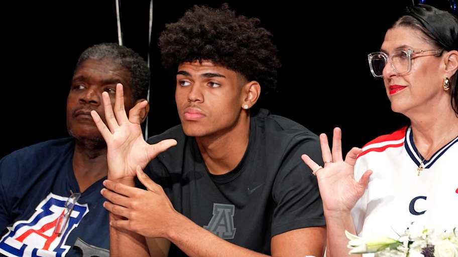 Arizona Wildcats Freshman Leads Team USA To Basketball Victory