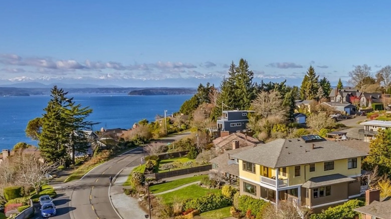 This Coastal-Inspired Seattle Neighborhood Is An Underrated Suburban ...