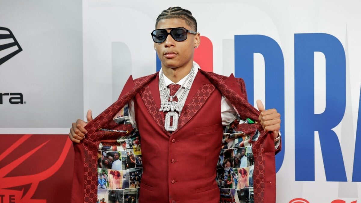 Fans Go Wild over Pelicans Rookie Jeremiah Fears Rocking No. 0: “Top 10 ...