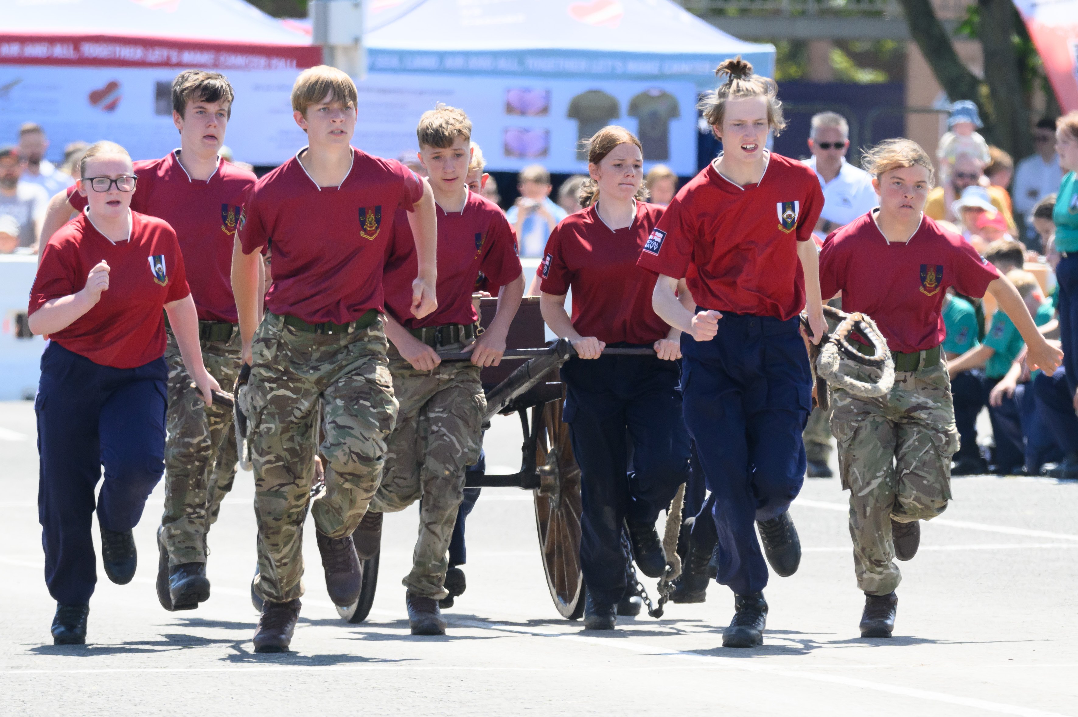 HMS Collingwood Open Day attracts thousands of people for field gun ...
