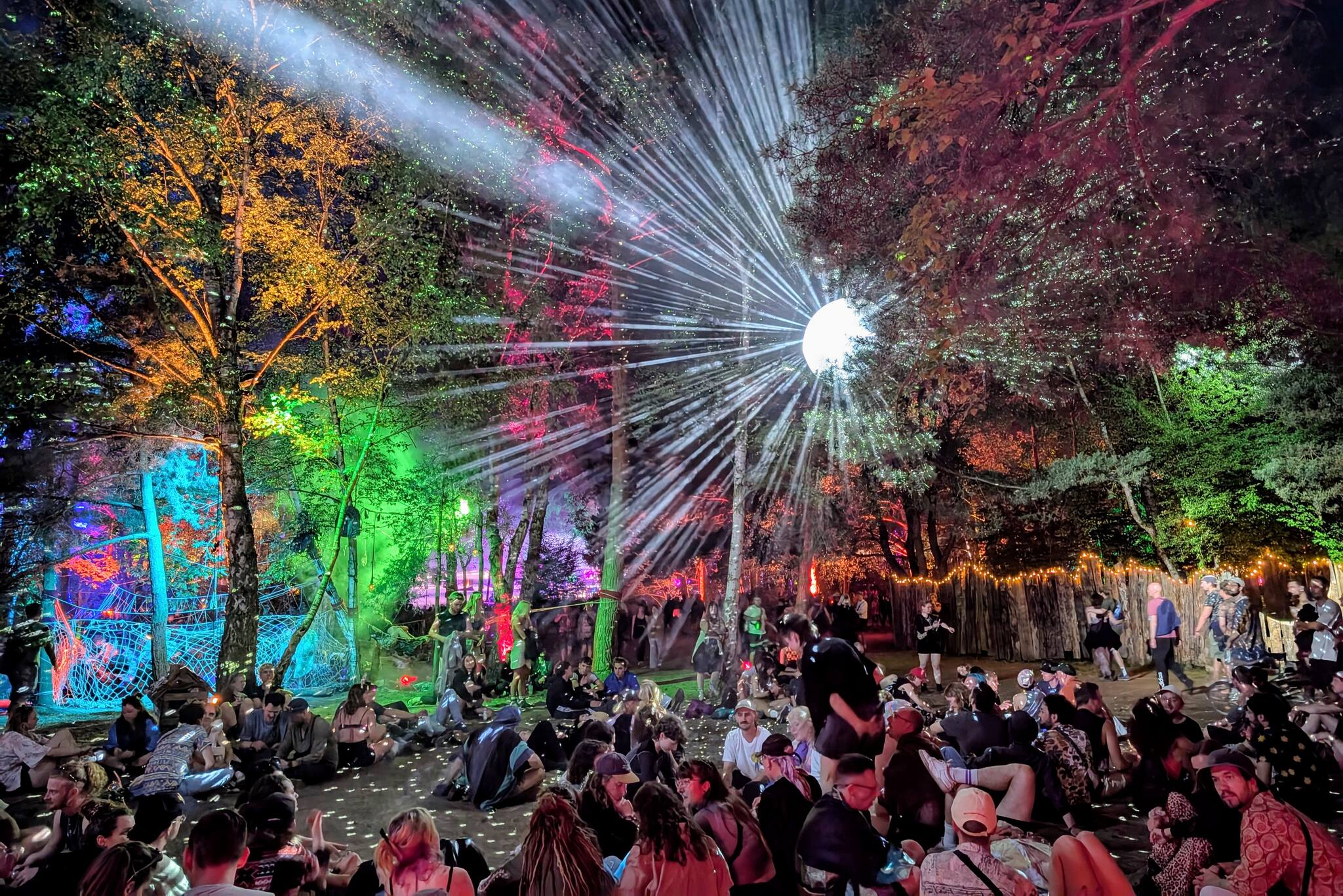 Fusion Festival MV: Festivalbesucherin schwebt in Lebensgefahr