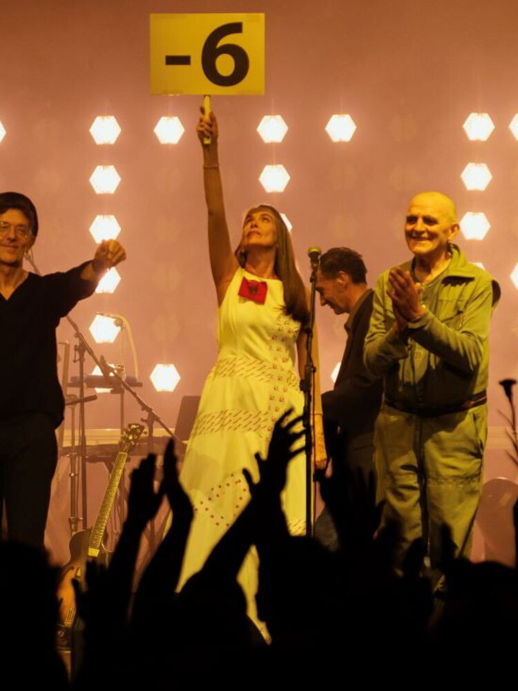"L'ultima chiamata" dei Cccp, la storica band di Lindo Ferretti saluta ...