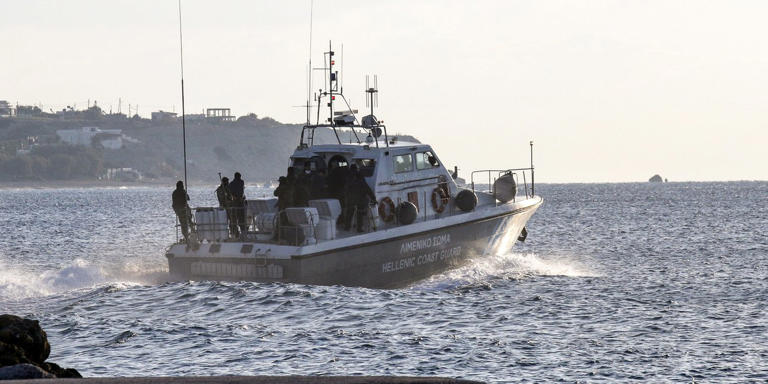 Συναγερμός στην Κρήτη: Αγνοείται χειριστής κανό -Σε εξέλιξη μεγάλη ...