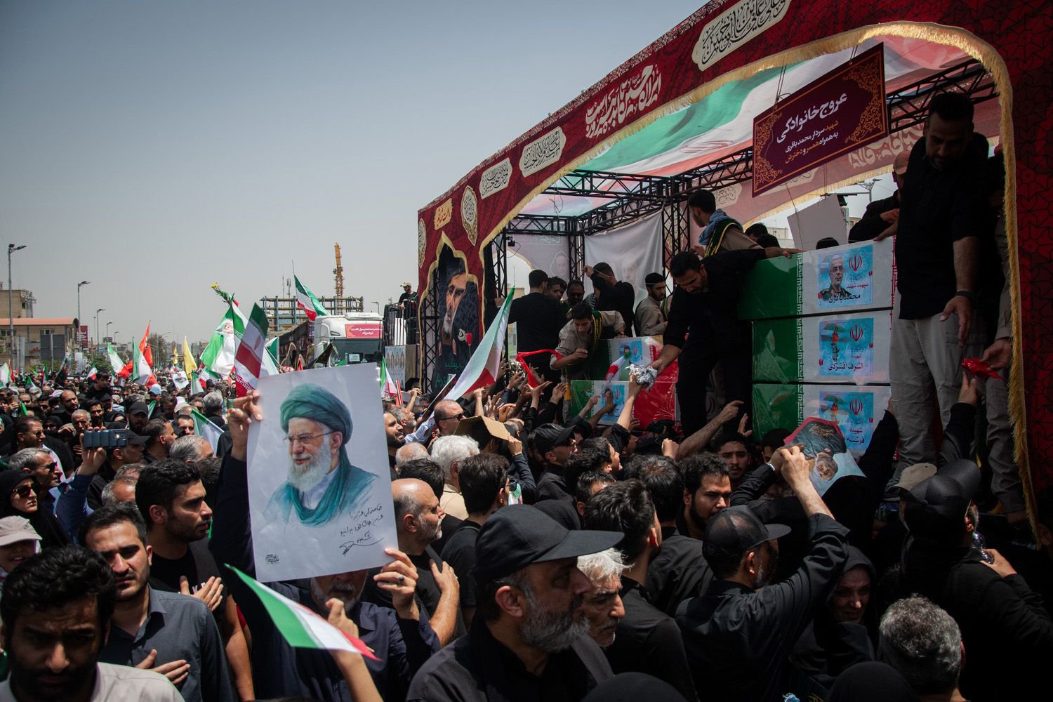'Death to America' chants at Iran commanders funerals